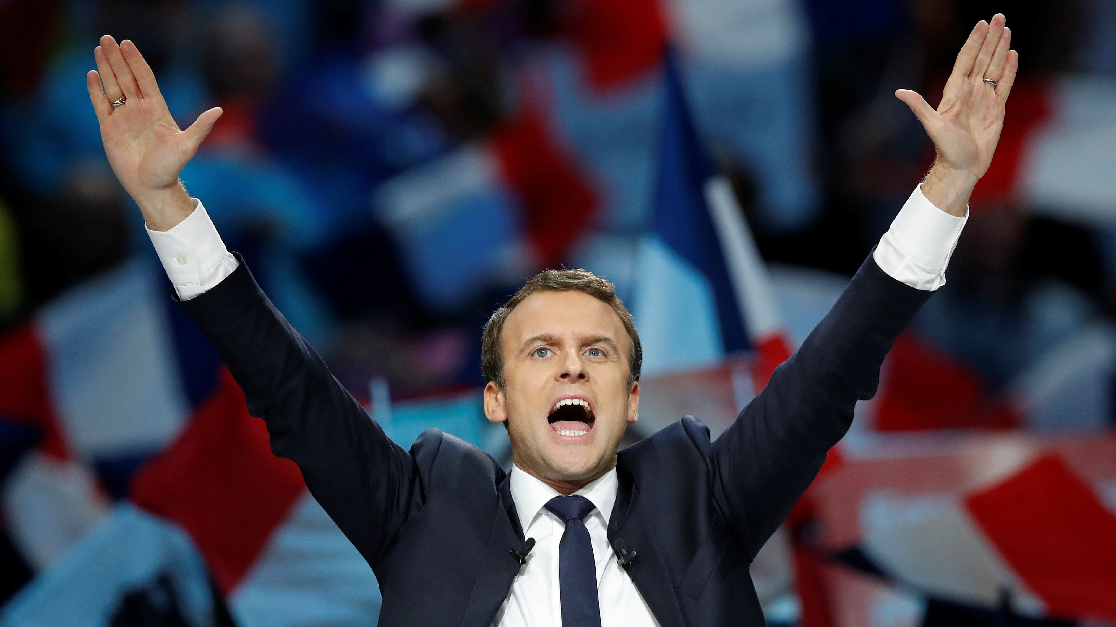 Macron asumió este domingo la presidencia de Francia - El Paraná Diario Macron asumió este domingo la presidencia de Francia - El Paraná Diario